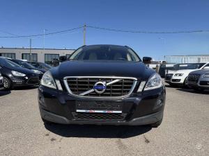 Black Volvo XC60 2009 in Kaunas, with an engine capacity of 2.40 L and mileage of 260 thousand km for 5900 €, photo  on AUTOMOTO.COM.LV
