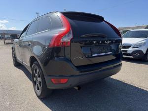 Black Volvo XC60 2009 in Kaunas, with an engine capacity of 2.40 L and mileage of 260 thousand km for 5900 €, photo 7 on AUTOMOTO.COM.LV