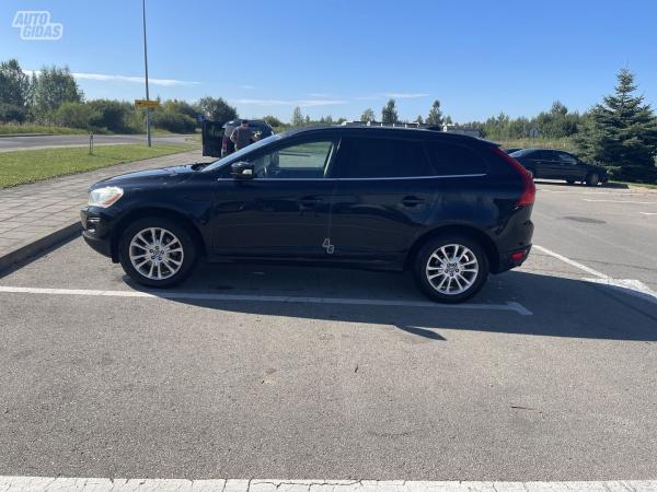 Black Volvo XC60 2009 in Panevezys, with an engine capacity of 2.40 L and mileage of 374 thousand km for 4600 €, photo 9 on AUTOMOTO.COM.LV