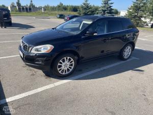 Black Volvo XC60 2009 in Panevezys, with an engine capacity of 2.40 L and mileage of 374 thousand km for 4600 €, photo 10 on AUTOMOTO.COM.LV