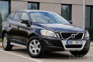 Melns Volvo XC60 2009 Tukums, ar dzinēja tilpumu 2.40 L un nobraukumu 361 tūkst. km par 5990 €, foto 3 vietnē AUTOMOTO.COM.LV