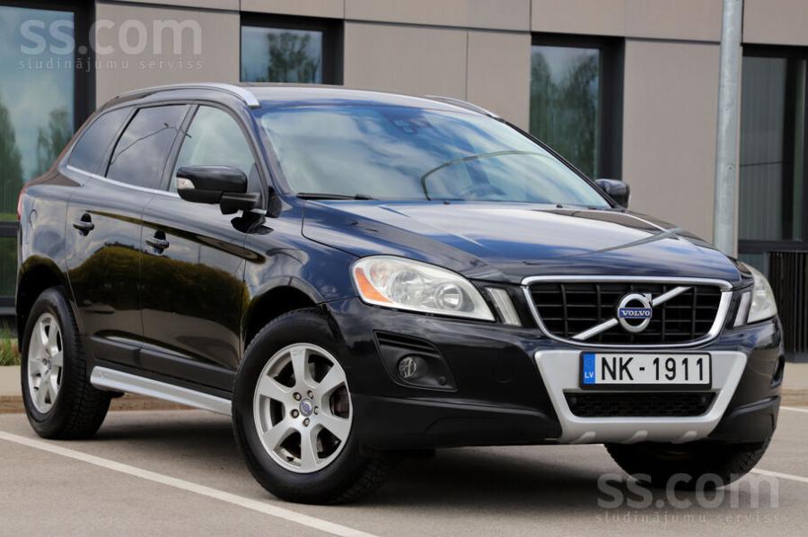 Melns Volvo XC60 2009 Tukums, ar dzinēja tilpumu 2.40 L un nobraukumu 361 tūkst. km par 5990 €, foto 3 vietnē AUTOMOTO.COM.LV