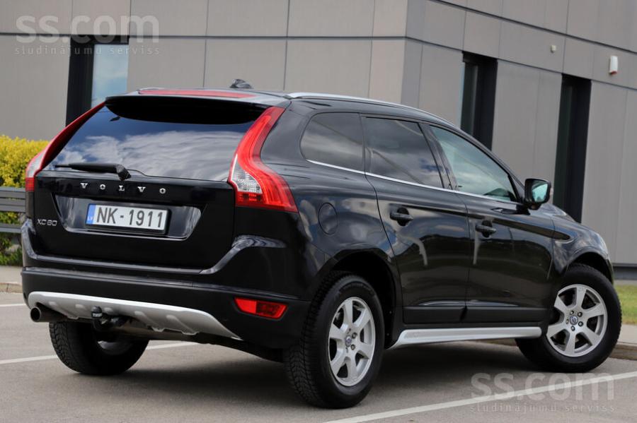 Melns Volvo XC60 2009 Tukums, ar dzinēja tilpumu 2.40 L un nobraukumu 361 tūkst. km par 5990 €, foto 5 vietnē AUTOMOTO.COM.LV