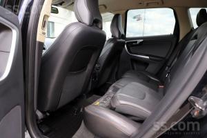 Melns Volvo XC60 2009 Tukums, ar dzinēja tilpumu 2.40 L un nobraukumu 361 tūkst. km par 5990 €, foto 11 vietnē AUTOMOTO.COM.LV