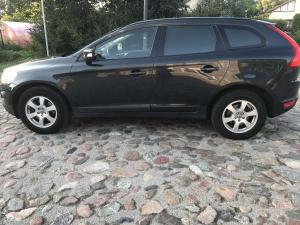 Melns Volvo XC60 2009 Šilutė, ar dzinēja tilpumu 2.40 L un nobraukumu 343 tūkst. km par 6350 €, foto 4 vietnē AUTOMOTO.COM.LV