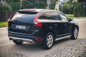 Melns Volvo XC60 2009 Rīga, ar dzinēja tilpumu 2.40 L un nobraukumu 0 tūkst. km par 4990 €, foto 5 vietnē AUTOMOTO.COM.LV