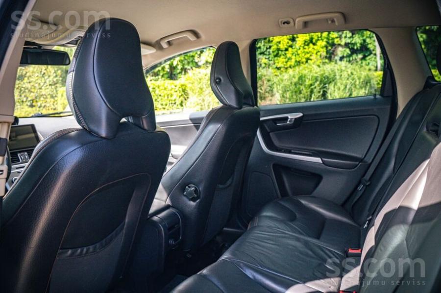 Melns Volvo XC60 2009 Rīga, ar dzinēja tilpumu 2.40 L un nobraukumu 0 tūkst. km par 4990 €, foto 12 vietnē AUTOMOTO.COM.LV