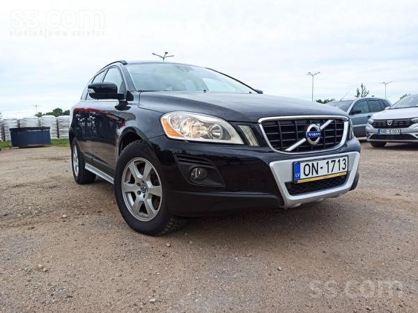 Melns Volvo XC60 2009 Daugavpils, ar dzinēja tilpumu 2.40 L un nobraukumu 0 tūkst. km par 8900 €, foto 3 vietnē AUTOMOTO.COM.LV