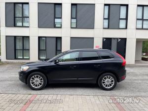 Melns Volvo XC60 2009 Tartu, ar dzinēja tilpumu 2.40 L un nobraukumu 380 tūkst. km par 5999 €, foto 7 vietnē AUTOMOTO.COM.LV