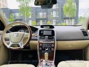 Melns Volvo XC60 2009 Tartu, ar dzinēja tilpumu 2.40 L un nobraukumu 380 tūkst. km par 5999 €, foto 12 vietnē AUTOMOTO.COM.LV