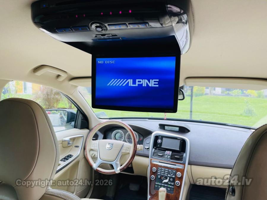 Melns Volvo XC60 2009 Tartu, ar dzinēja tilpumu 2.40 L un nobraukumu 380 tūkst. km par 5999 €, foto 14 vietnē AUTOMOTO.COM.LV