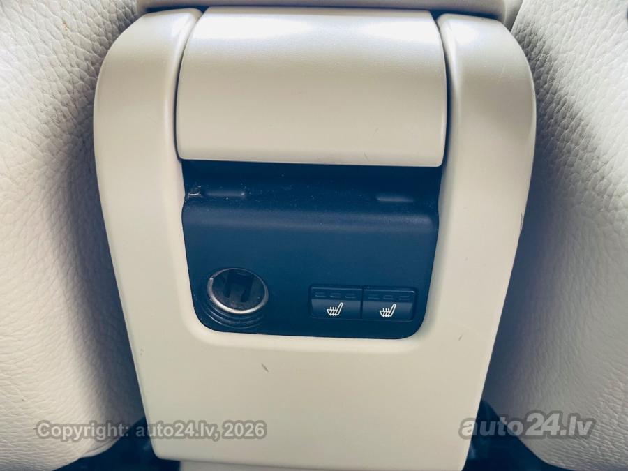 Melns Volvo XC60 2009 Tartu, ar dzinēja tilpumu 2.40 L un nobraukumu 380 tūkst. km par 5999 €, foto 16 vietnē AUTOMOTO.COM.LV