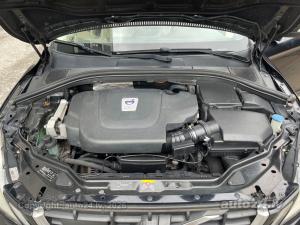 Melns Volvo XC60 2009 Tartu, ar dzinēja tilpumu 2.40 L un nobraukumu 380 tūkst. km par 5999 €, foto 17 vietnē AUTOMOTO.COM.LV