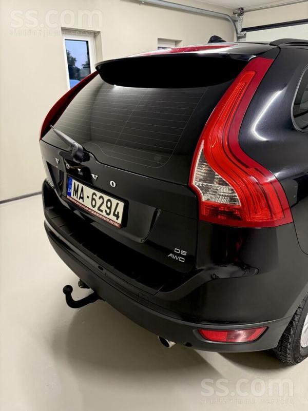 Volvo XC60 2009 in Ogre on AUTOMOTO.COM.LV Black Volvo XC60 2009 in Ogre, with an engine capacity of 2.40 L and mileage of 368 thousand km for 6850 €, photo 5 on AUTOMOTO.COM.LV