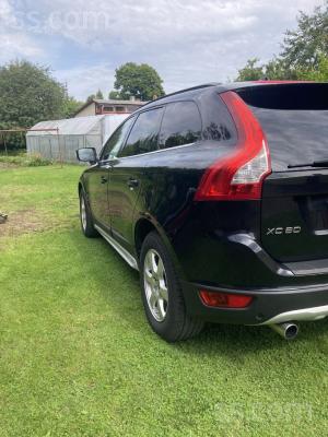 Melns Volvo XC60 2009 Limbaži, ar dzinēja tilpumu 2.40 L un nobraukumu 307 tūkst. km par 6800 €, foto 9 vietnē AUTOMOTO.COM.LV