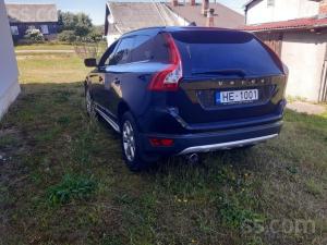 Melns Volvo XC60 2009 Rēzekne, ar dzinēja tilpumu 2.40 L un nobraukumu 350 tūkst. km par 5200 €, foto 4 vietnē AUTOMOTO.COM.LV