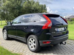 Melns Volvo XC60 2009 Tauragė, ar dzinēja tilpumu 2.40 L un nobraukumu 350 tūkst. km par 4750 €, foto 4 vietnē AUTOMOTO.COM.LV