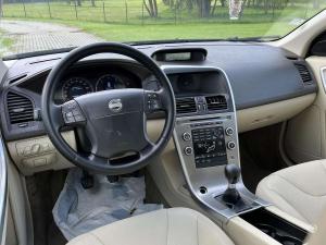 Melns Volvo XC60 2009 Tauragė, ar dzinēja tilpumu 2.40 L un nobraukumu 350 tūkst. km par 4750 €, foto 12 vietnē AUTOMOTO.COM.LV