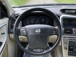 Melns Volvo XC60 2009 Tauragė, ar dzinēja tilpumu 2.40 L un nobraukumu 350 tūkst. km par 4750 €, foto 20 vietnē AUTOMOTO.COM.LV