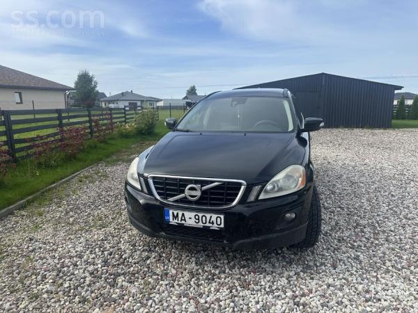 Melns Volvo XC60 2009 Talsi, ar dzinēja tilpumu 2.40 L un nobraukumu 380 tūkst. km par 4100 €, foto 1 vietnē AUTOMOTO.COM.LV