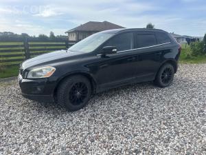 Melns Volvo XC60 2009 Talsi, ar dzinēja tilpumu 2.40 L un nobraukumu 380 tūkst. km par 4100 €, foto 3 vietnē AUTOMOTO.COM.LV