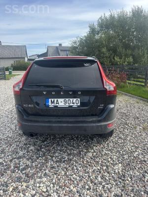 Melns Volvo XC60 2009 Talsi, ar dzinēja tilpumu 2.40 L un nobraukumu 380 tūkst. km par 4100 €, foto 5 vietnē AUTOMOTO.COM.LV