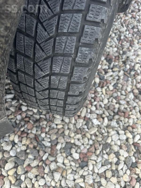 Melns Volvo XC60 2009 Talsi, ar dzinēja tilpumu 2.40 L un nobraukumu 380 tūkst. km par 4100 €, foto 7 vietnē AUTOMOTO.COM.LV