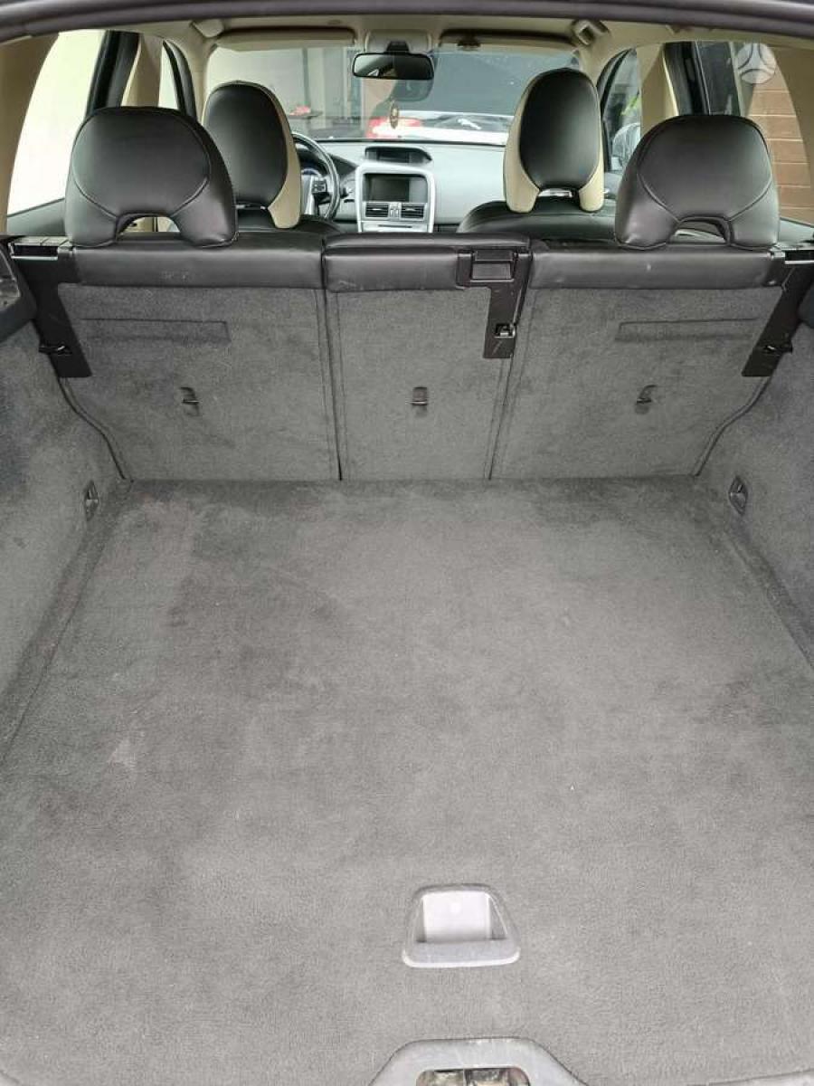 Black Volvo XC60 2009 in Klaipeda, with an engine capacity of 2.40 L and mileage of 410 thousand km for 5500 €, photo 12 on AUTOMOTO.COM.LV