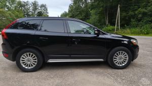 Black Volvo XC60 2009 in Raseiniai, with an engine capacity of 2.40 L and mileage of 301 thousand km for 6800 €, photo 3 on AUTOMOTO.COM.LV