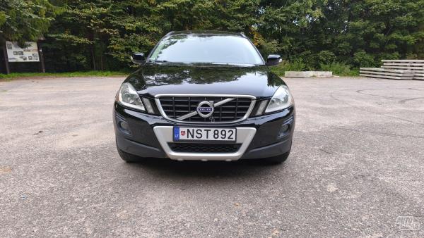 Melns Volvo XC60 2009 Raseiniai, ar dzinēja tilpumu 2.40 L un nobraukumu 301 tūkst. km par 6800 €, foto 9 vietnē AUTOMOTO.COM.LV