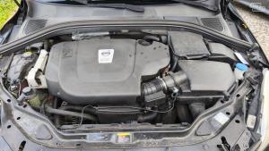 Black Volvo XC60 2009 in Raseiniai, with an engine capacity of 2.40 L and mileage of 301 thousand km for 6800 €, photo 17 on AUTOMOTO.COM.LV