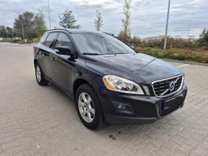 Black Volvo XC60 2009 in Vilnius, with an engine capacity of 2.40 L and mileage of 280 thousand km for 5800 €, photo  on AUTOMOTO.COM.LV