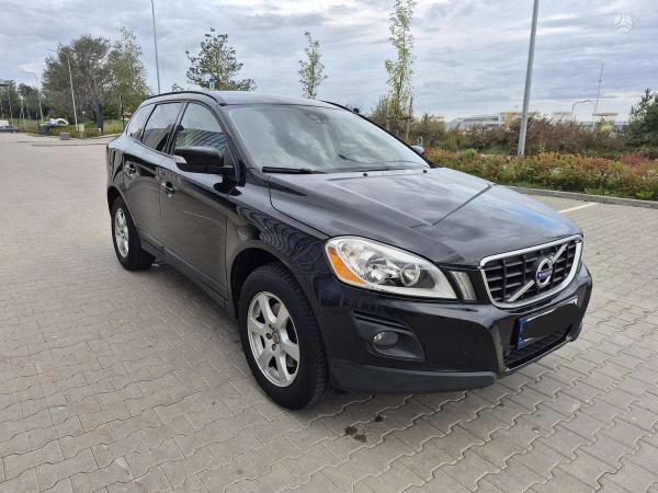 Melns Volvo XC60 2009 Viļņa, ar dzinēja tilpumu 2.40 L un nobraukumu 280 tūkst. km par 5800 €, foto 1 vietnē AUTOMOTO.COM.LV