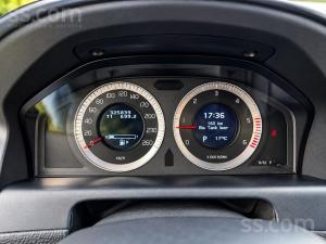Melns Volvo XC60 2009 Cēsis, ar dzinēja tilpumu 2.40 L un nobraukumu 326 tūkst. km par 6199 €, foto 6 vietnē AUTOMOTO.COM.LV