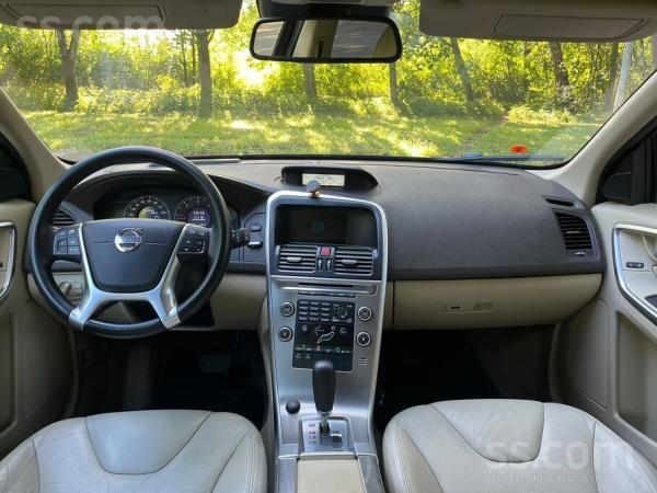 Melns Volvo XC60 2009 Rīga, ar dzinēja tilpumu 2.40 L un nobraukumu 0 tūkst. km par 6499 €, foto 11 vietnē AUTOMOTO.COM.LV