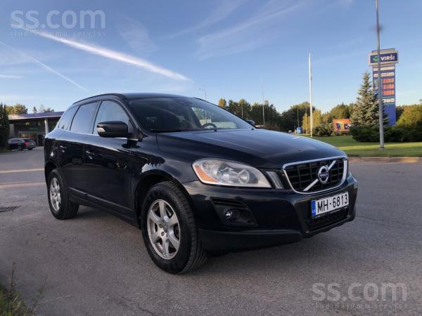 Melns Volvo XC60 2009 Cēsis, ar dzinēja tilpumu 2.40 L un nobraukumu 0 tūkst. km par 5900 €, foto 3 vietnē AUTOMOTO.COM.LV