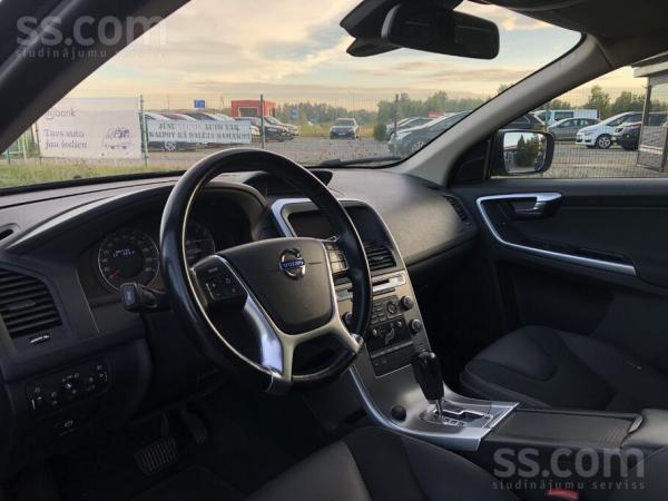 Melns Volvo XC60 2009 Cēsis, ar dzinēja tilpumu 2.40 L un nobraukumu 0 tūkst. km par 5900 €, foto 7 vietnē AUTOMOTO.COM.LV
