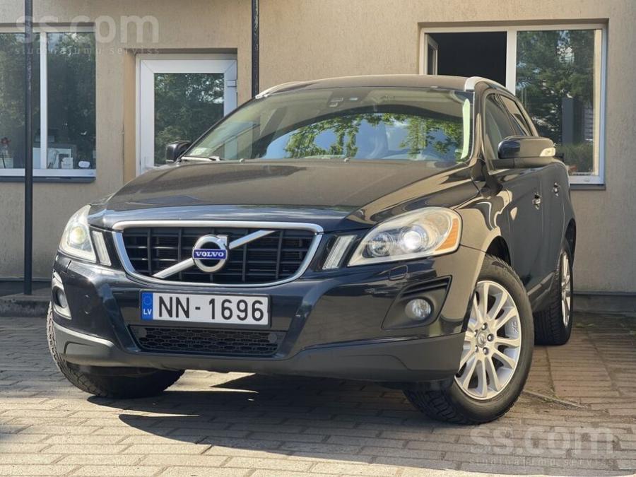 Black Volvo XC60 2009 in Riga, with an engine capacity of 2.40 L and mileage of 0 thousand km for 7300 €, photo 3 on AUTOMOTO.COM.LV
