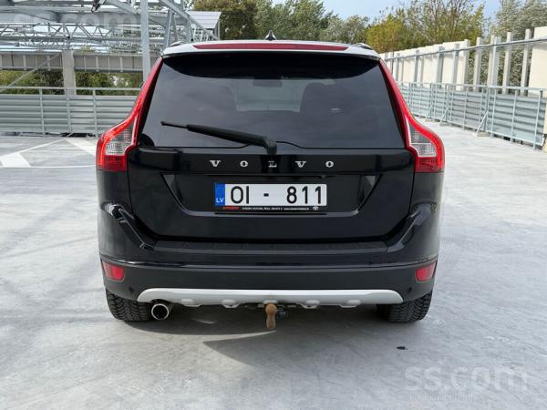 Melns Volvo XC60 2009 Rīga, ar dzinēja tilpumu 2.40 L un nobraukumu 288 tūkst. km par 5700 €, foto 5 vietnē AUTOMOTO.COM.LV