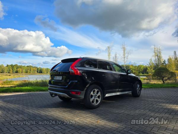 Black Volvo XC60 2009 in Elva, with an engine capacity of 2.40 L and mileage of 325 thousand km for 7750 €, photo 4 on AUTOMOTO.COM.LV