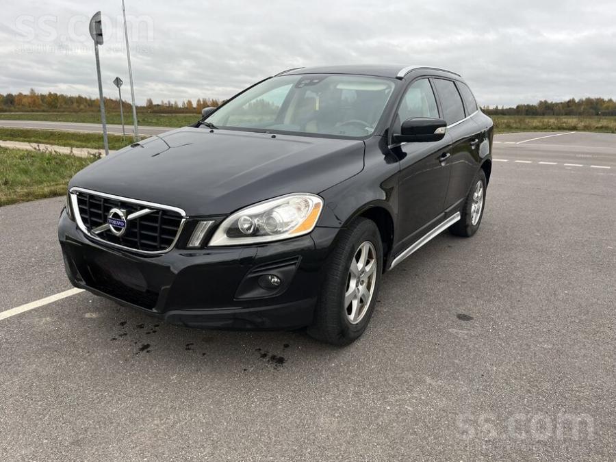 Melns Volvo XC60 2009 Bauska, ar dzinēja tilpumu 2.40 L un nobraukumu 290 tūkst. km par 6400 €, foto 12 vietnē AUTOMOTO.COM.LV