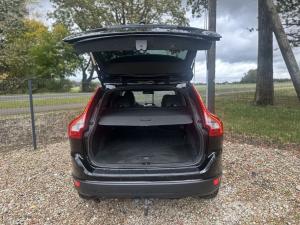Melns Volvo XC60 2009 Cēsis, ar dzinēja tilpumu 2.40 L un nobraukumu 0 tūkst. km par 8400 €, foto 23 vietnē AUTOMOTO.COM.LV