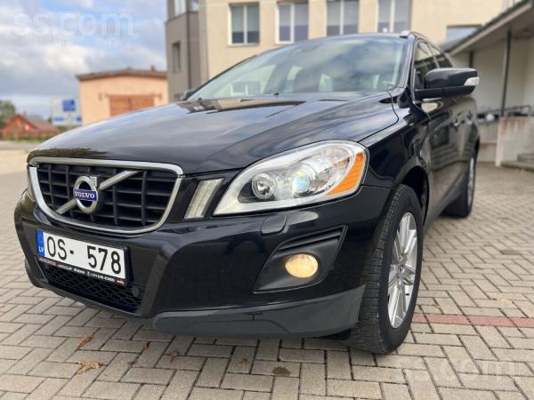 Melns Volvo XC60 2009 Rēzekne, ar dzinēja tilpumu 2.40 L un nobraukumu 309 tūkst. km par 7450 €, foto 1 vietnē AUTOMOTO.COM.LV
