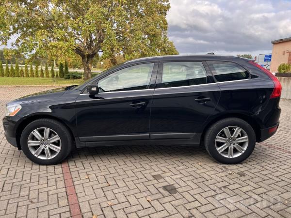 Melns Volvo XC60 2009 Rēzekne, ar dzinēja tilpumu 2.40 L un nobraukumu 309 tūkst. km par 7450 €, foto 5 vietnē AUTOMOTO.COM.LV
