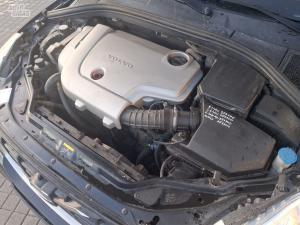Black Volvo XC60 2009 in Vilnius, with an engine capacity of 2.40 L and mileage of 369 thousand km for 6450 €, photo 24 on AUTOMOTO.COM.LV