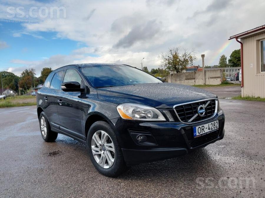 Melns Volvo XC60 2009 Rēzekne, ar dzinēja tilpumu 2.40 L un nobraukumu 0 tūkst. km par 6950 €, foto 3 vietnē AUTOMOTO.COM.LV