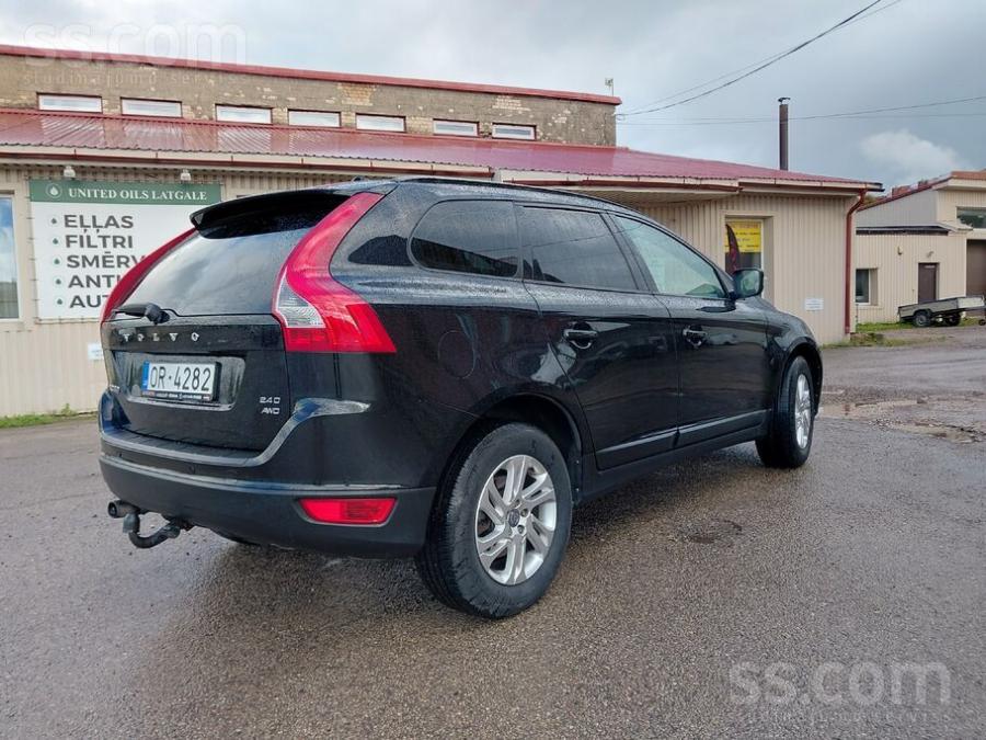 Melns Volvo XC60 2009 Rēzekne, ar dzinēja tilpumu 2.40 L un nobraukumu 0 tūkst. km par 6950 €, foto 4 vietnē AUTOMOTO.COM.LV