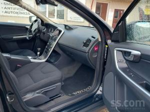 Melns Volvo XC60 2009 Rēzekne, ar dzinēja tilpumu 2.40 L un nobraukumu 0 tūkst. km par 6950 €, foto 9 vietnē AUTOMOTO.COM.LV
