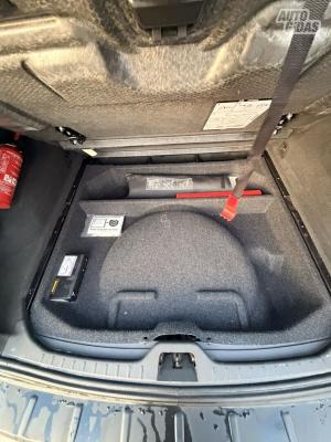 Melns Volvo XC60 2009 Viļņa, ar dzinēja tilpumu 2.40 L un nobraukumu 289 tūkst. km par 6350 €, foto 15 vietnē AUTOMOTO.COM.LV