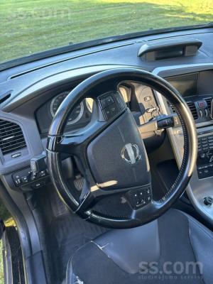 Melns Volvo XC60 2009 Bauska, ar dzinēja tilpumu 2.40 L un nobraukumu 430 tūkst. km par 4100 €, foto 9 vietnē AUTOMOTO.COM.LV